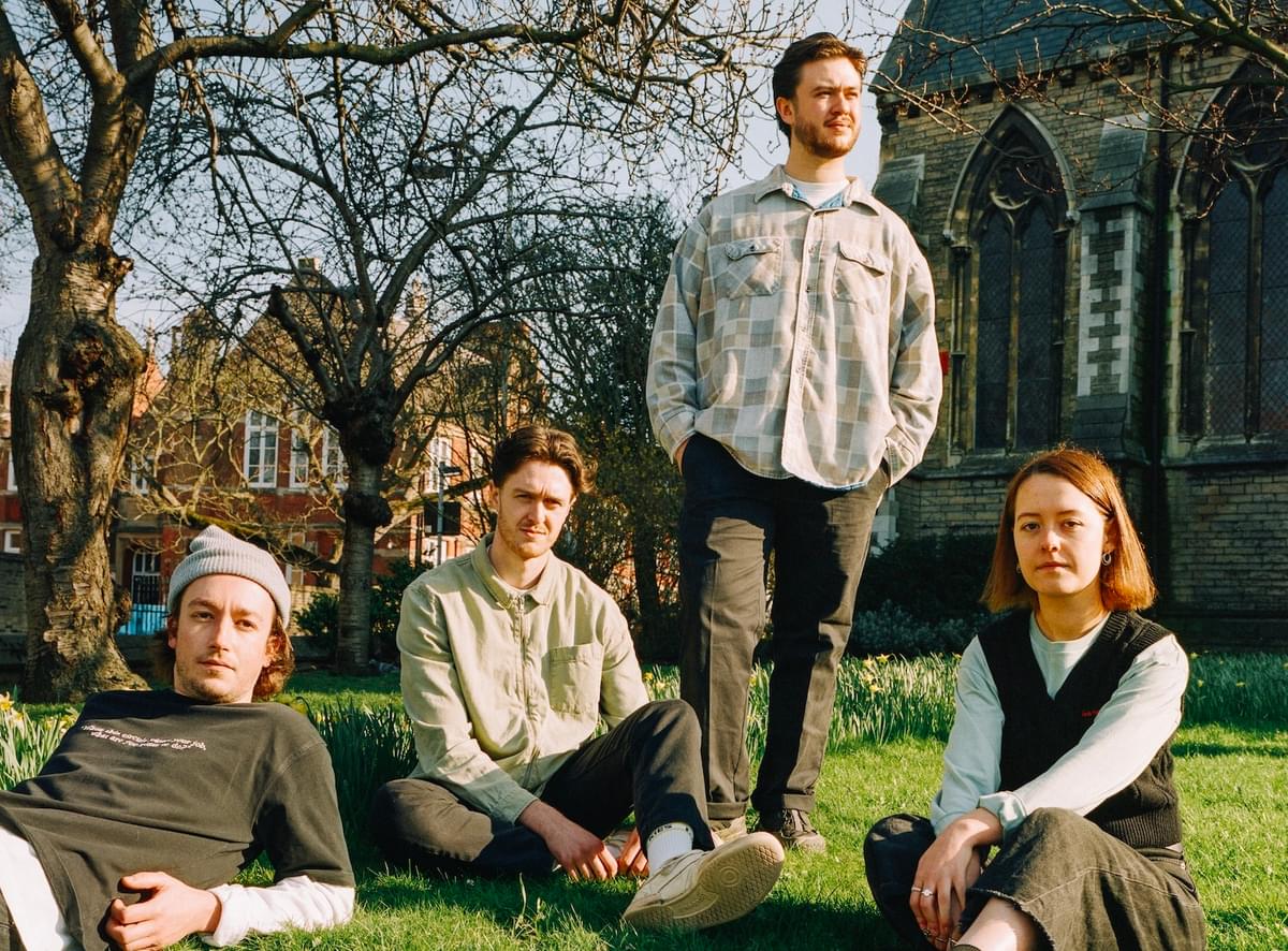Orlando Weeks joins Chartreuse on new song Orlando Weeks joins Chartreuse on new song