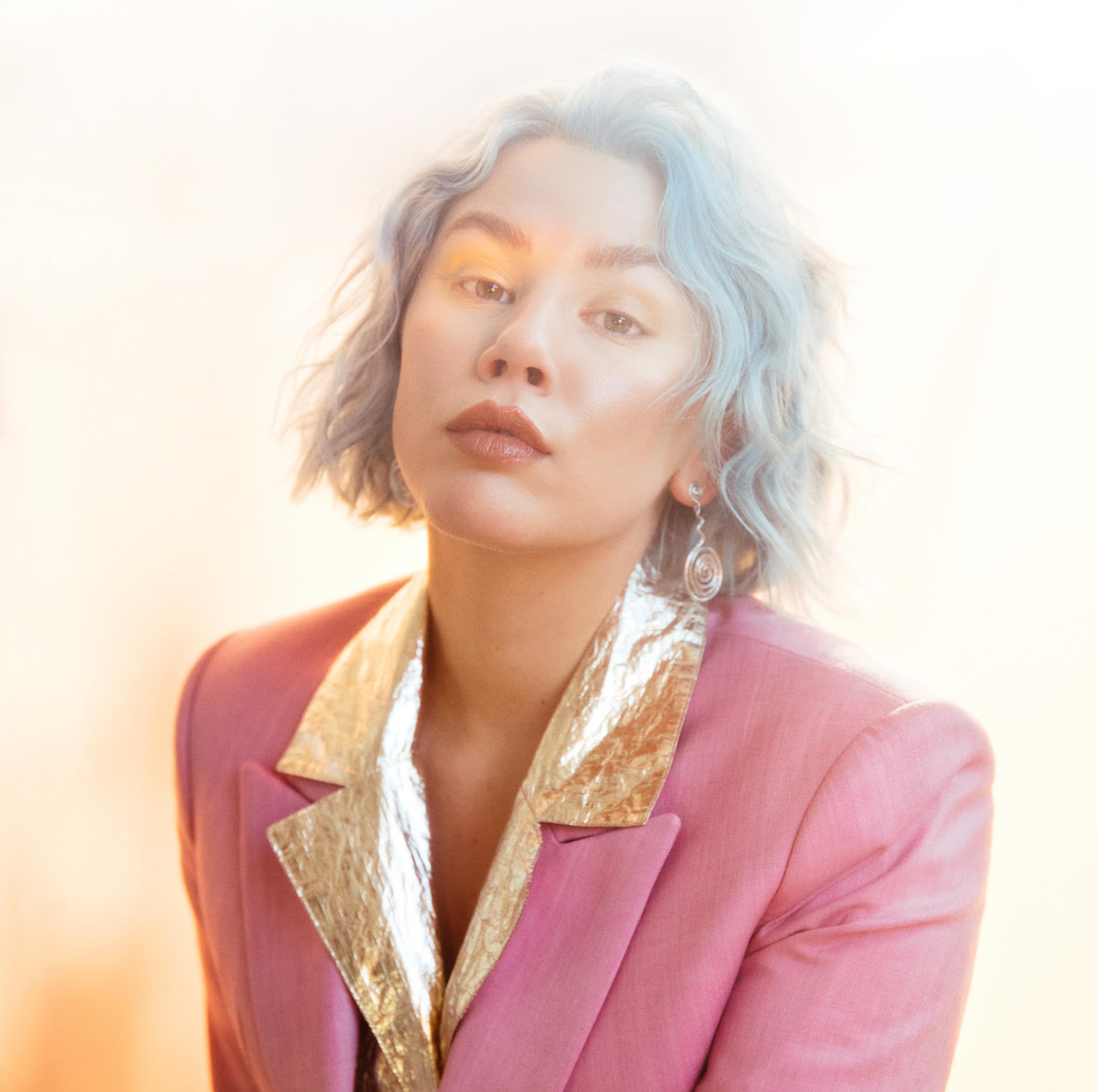 Norwegian Neon Ion Offers Disco infused Club Pop On The Electronically norwegian-neon-ion-offers-disco-infused-club-pop-on-the-electronically